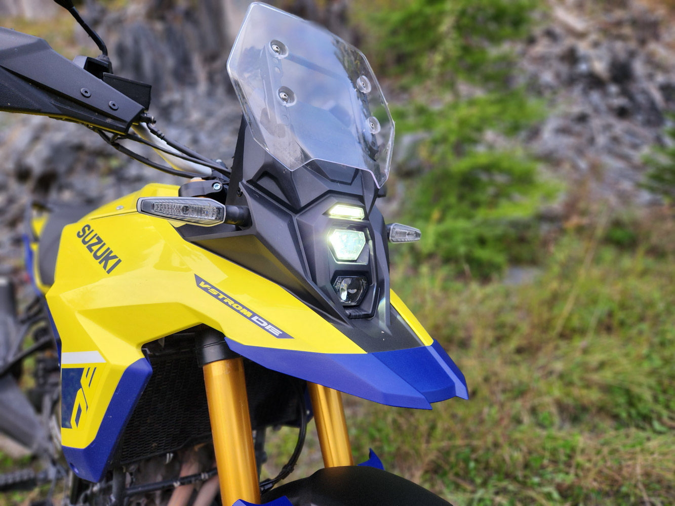 Suzuki V-Strom 800DE 2023 : le juste milieu! | Custom Tour Magazine